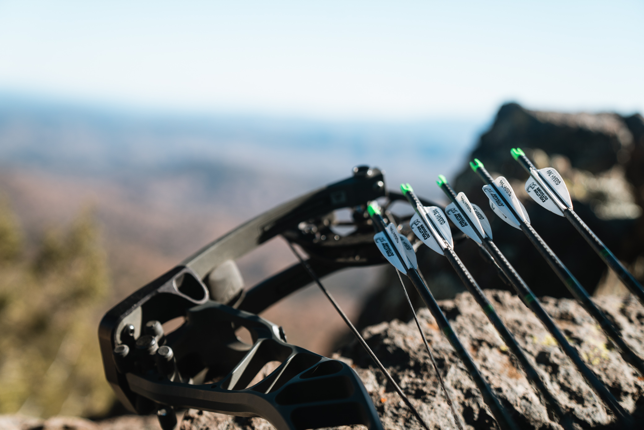 Heavy Arrows Aren't The Best For Bowhunting - Born Hunting