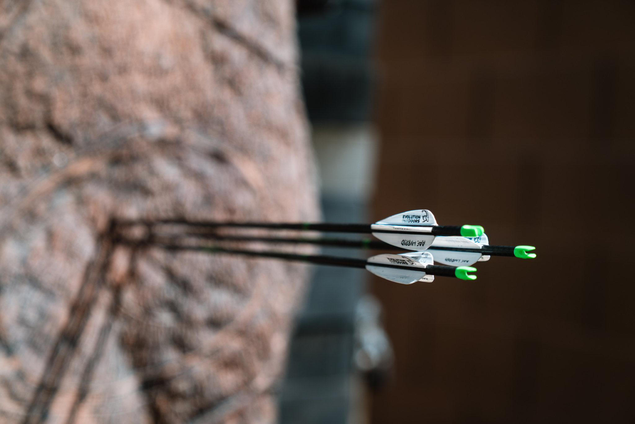 The Pros and Cons Of A Glue-In Arrow System - Born Hunting