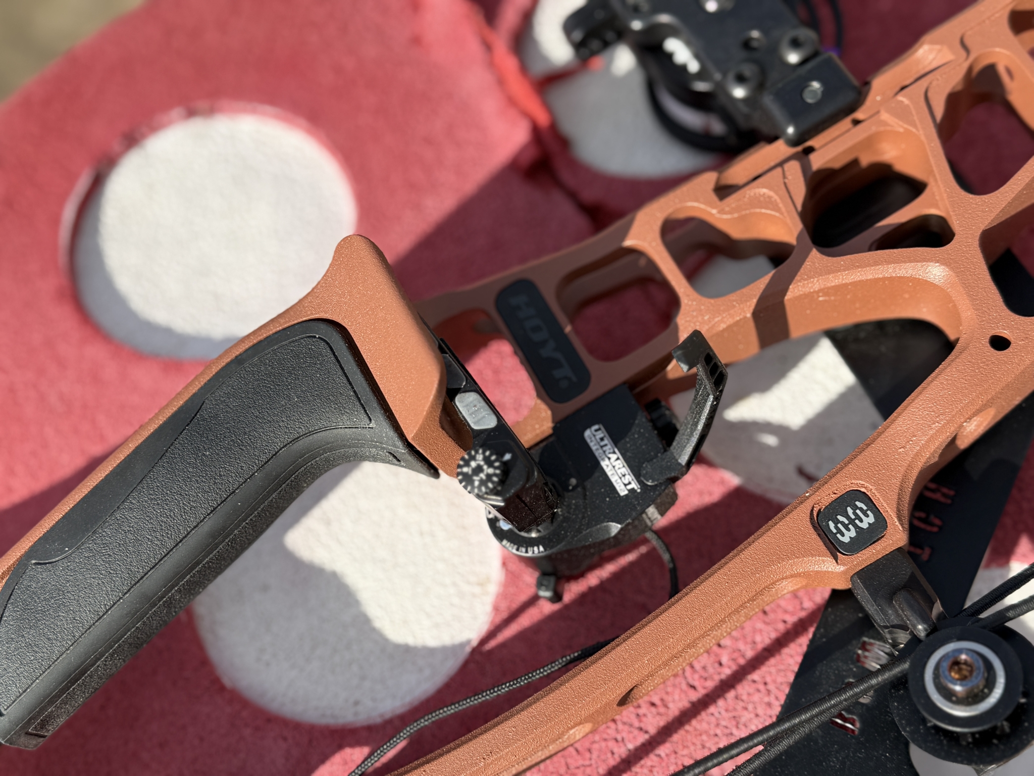 Tested True: Hoyt AX-3 33 - Born Hunting